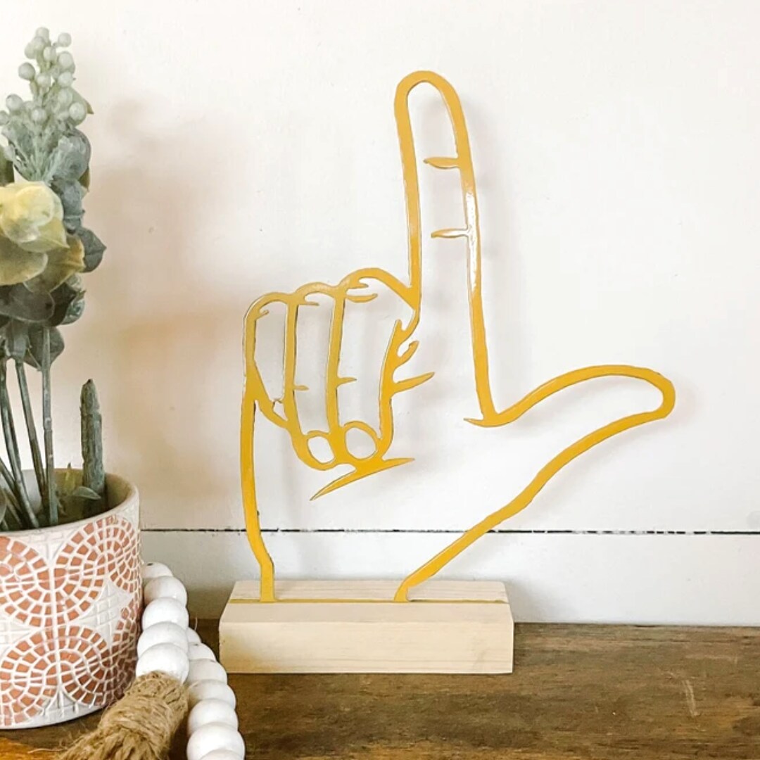 Hand Sign for LSU Tigers Fans | Collegiate Hand Gesture | Geaux Tigers ...