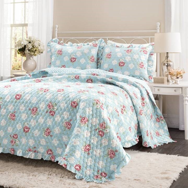 Reversible Thin Lightweight Floral Quilt Set with Ruffle Edges for ...