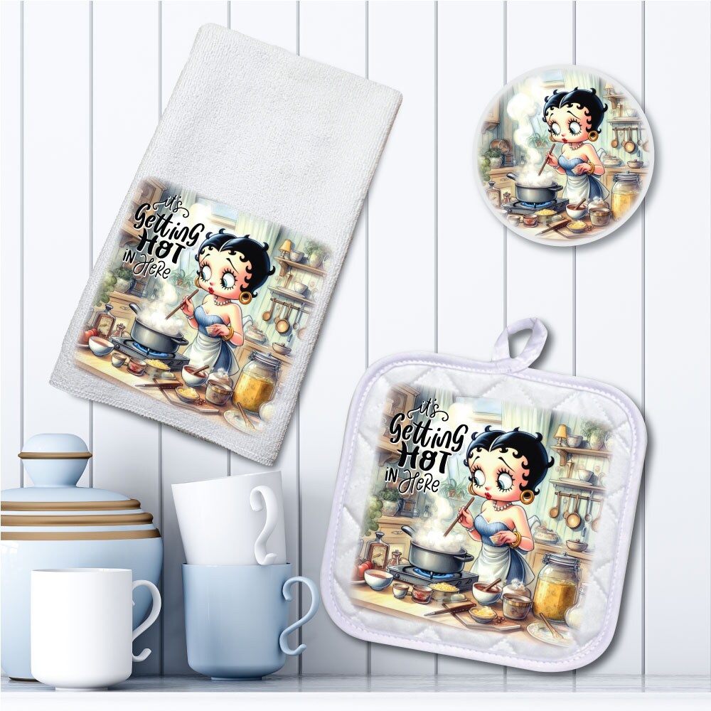 Country Styled Vintage Look Kitchen, Betty Boop | It's getting Hot in ...