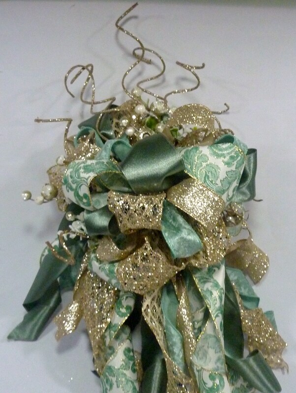 Sage and Champagne tree topper, bow Christmas tree topper | MakerPlace ...