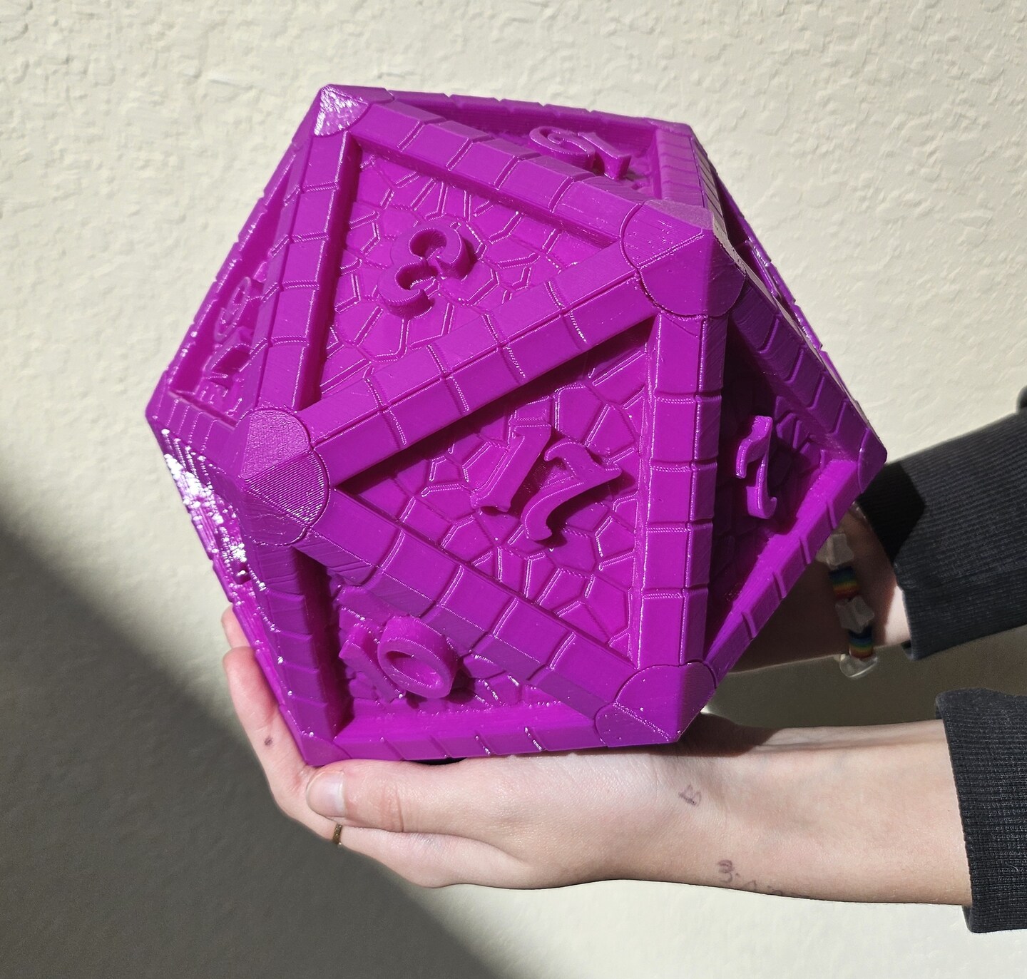 Giant Rubberized D20 Dice 8inches , Large 20 sided die, Rubber like ...