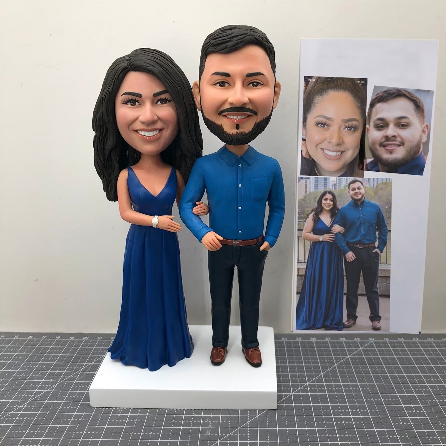 Custom Indian Couple Bobbleheads, Custom Husband and Wife Bobbleheads ...