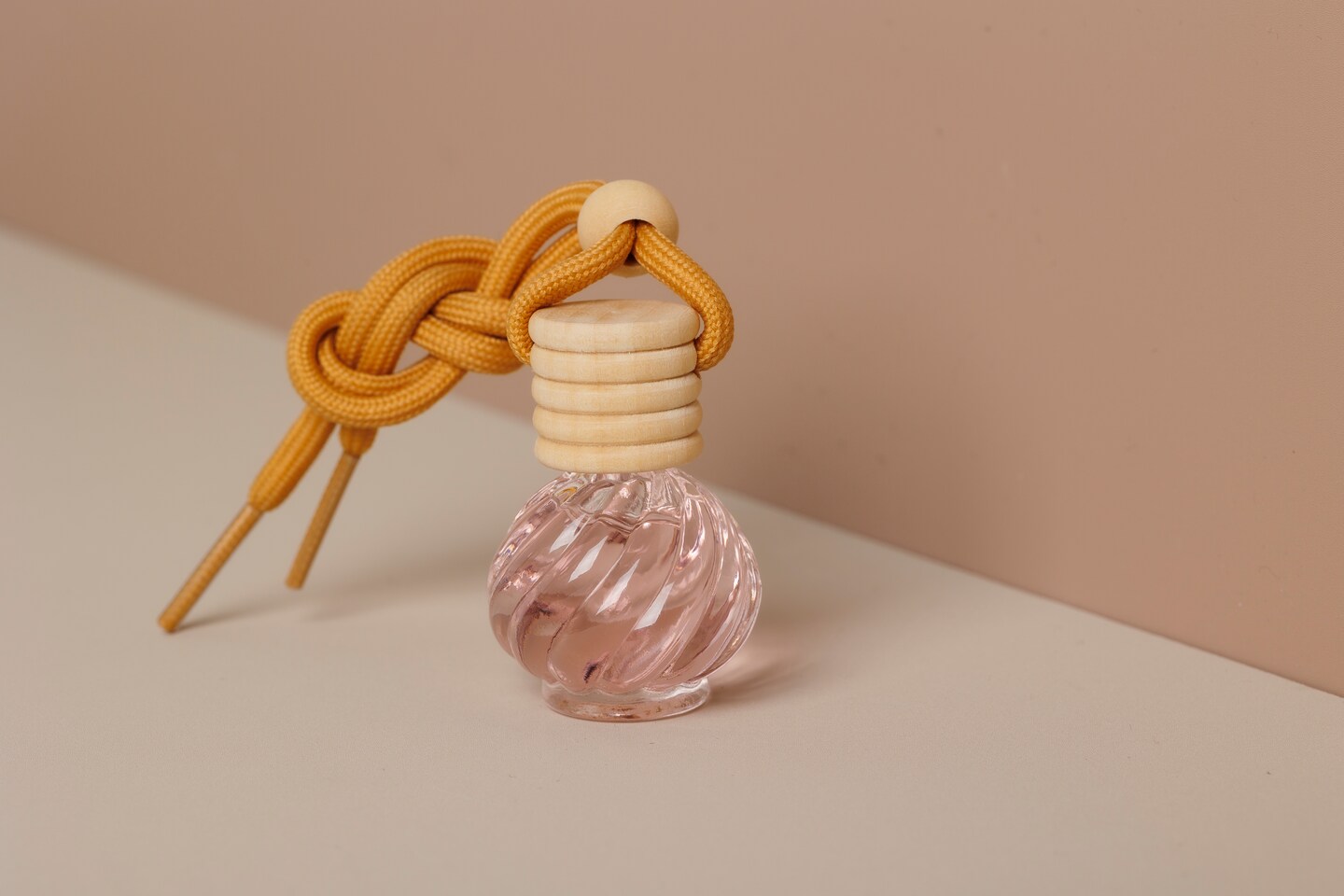 MakerPlace EXCLUSIVE-NEVAEH Car Air Freshener [Elegance]| Hanging Car ...