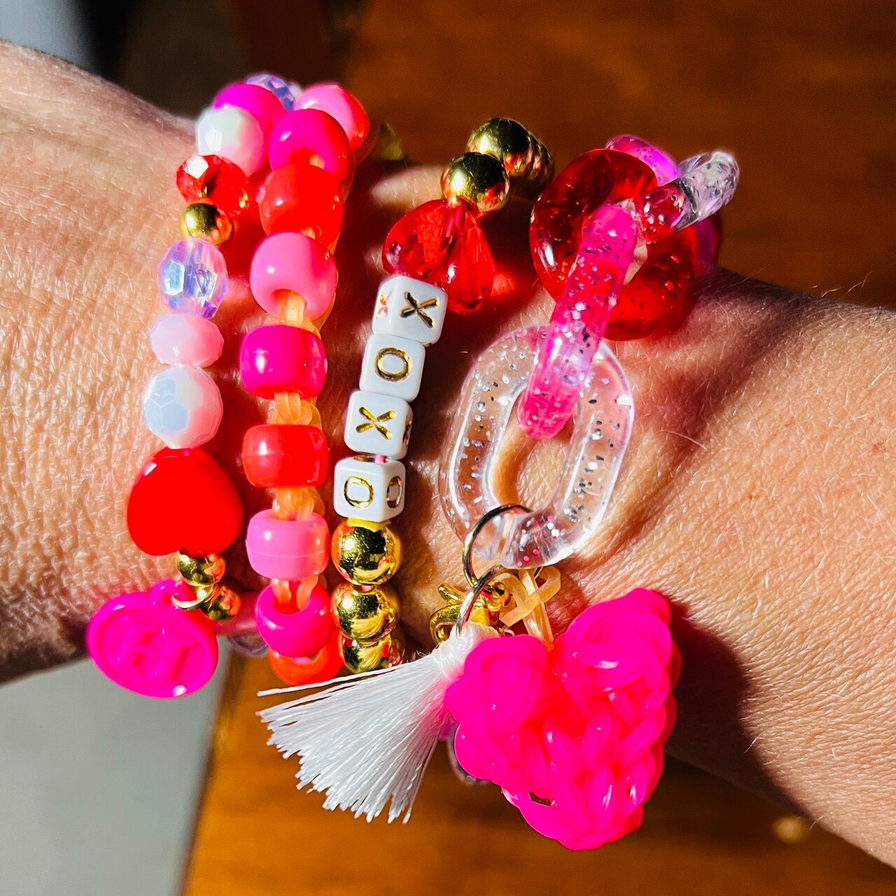 Kids Club: Rainbow Loom® Heart Charm with Bracelet Stack | Classes | Michaels