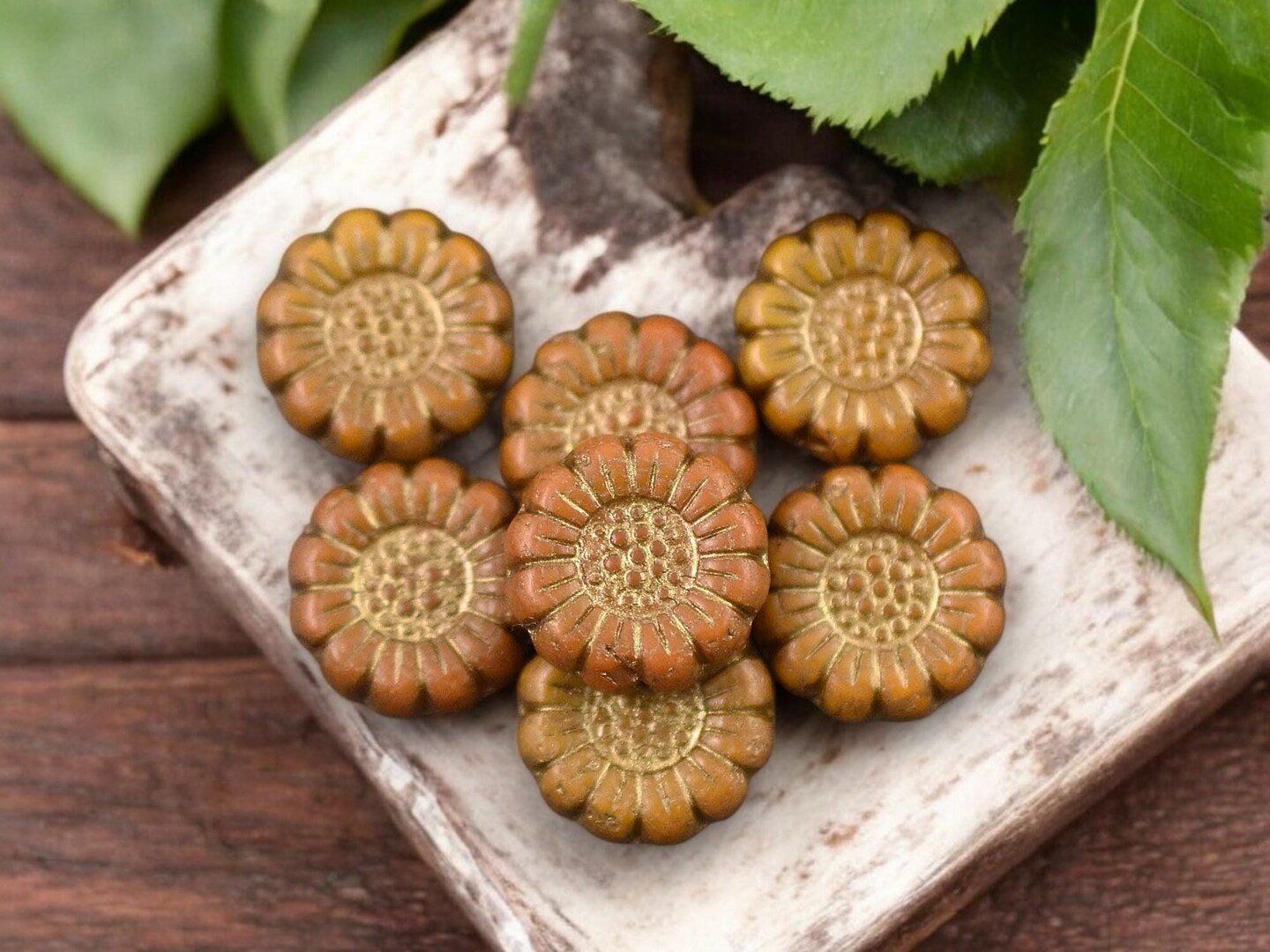*12* 13mm Dark Bronze Washed Opaque Ochre Yellow Sunflower Coin Beads ...