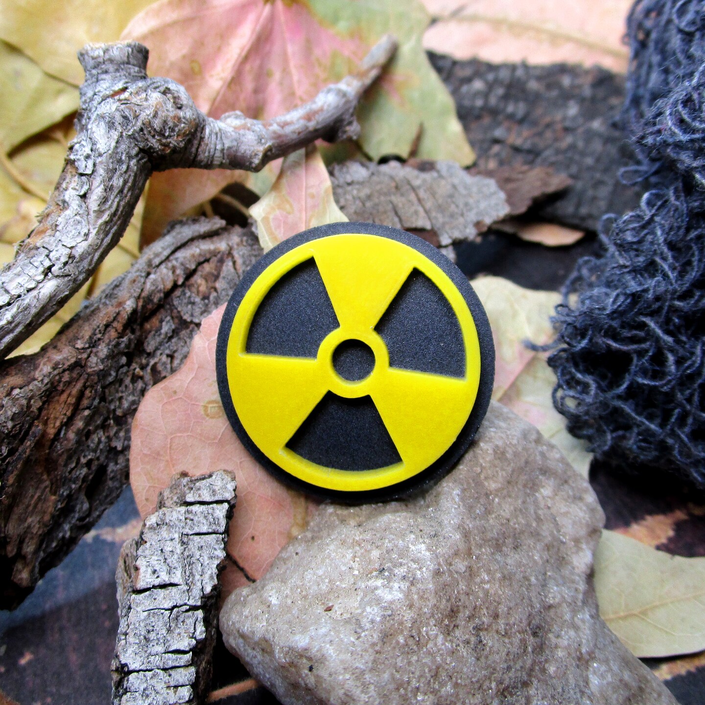 Radioactive Hazard Symbol Pin Brooch, Atomic Nuclear Fallout Accessory ...