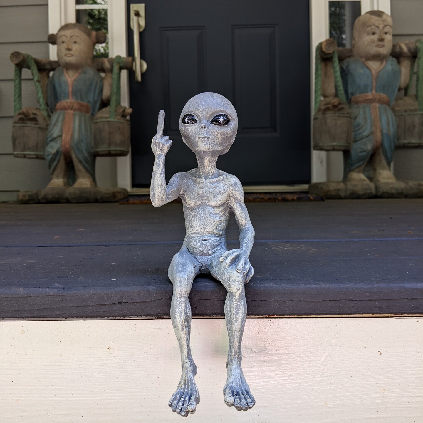 Alien Invasion Rude Alien Statue “Flipping The Bird” 10″ H Shelf Sitter ...