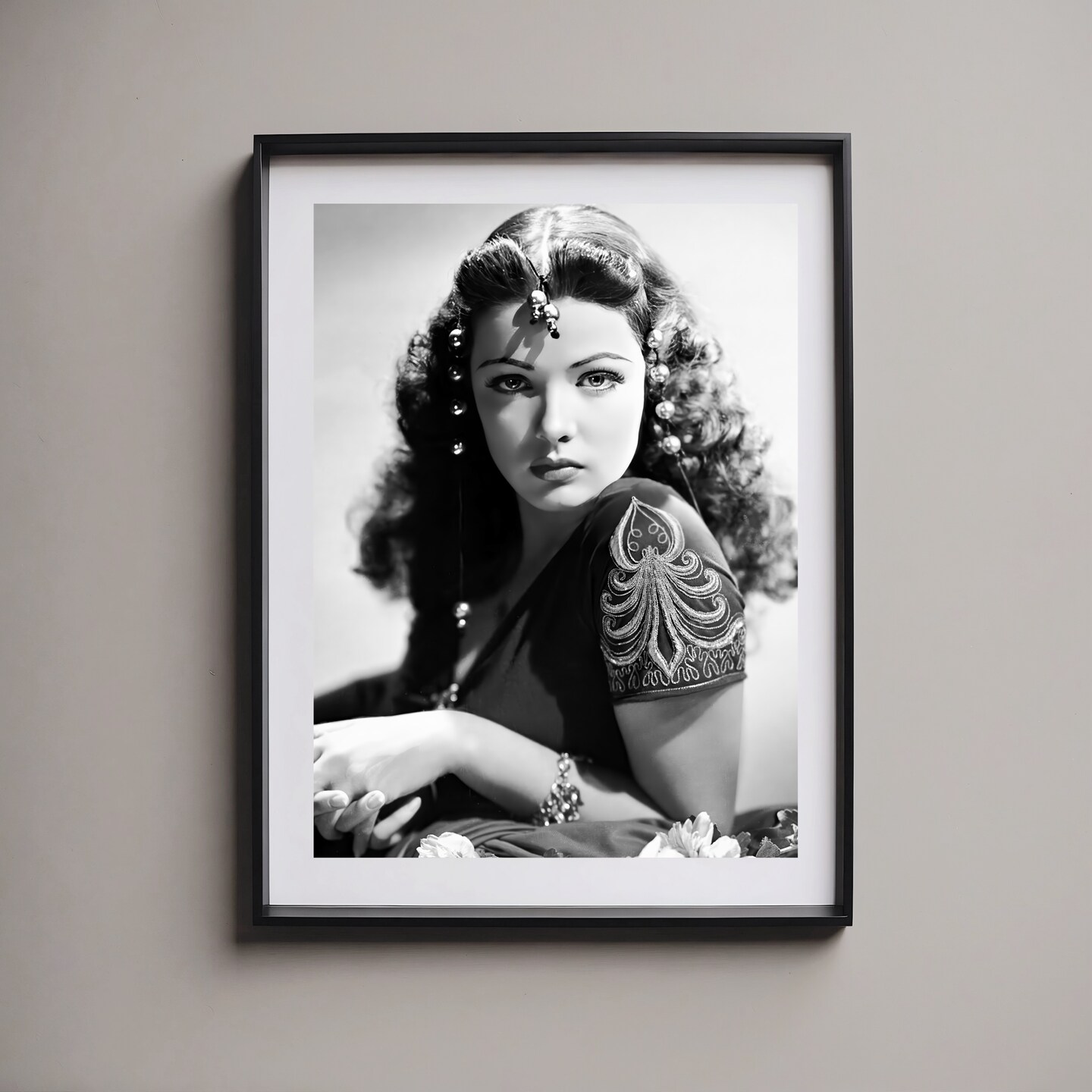 Gene Tierney publicity photo for 'Sundown' c. 1941 , black and white ...