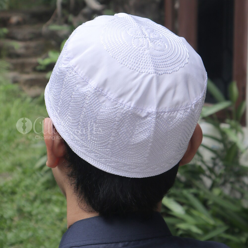 Handcrafted Soft-Cotton Embroidered Islamic Cap - Madinah White Muslim ...