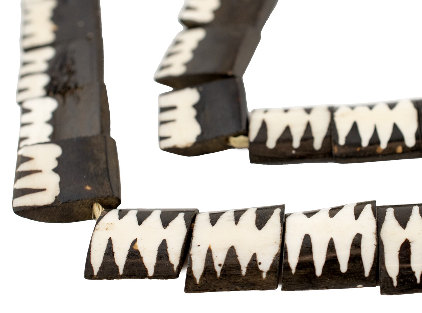 The Bead Chest Inverted Zebra Design Batik Bone Beads Flags 21mm Kenya ...