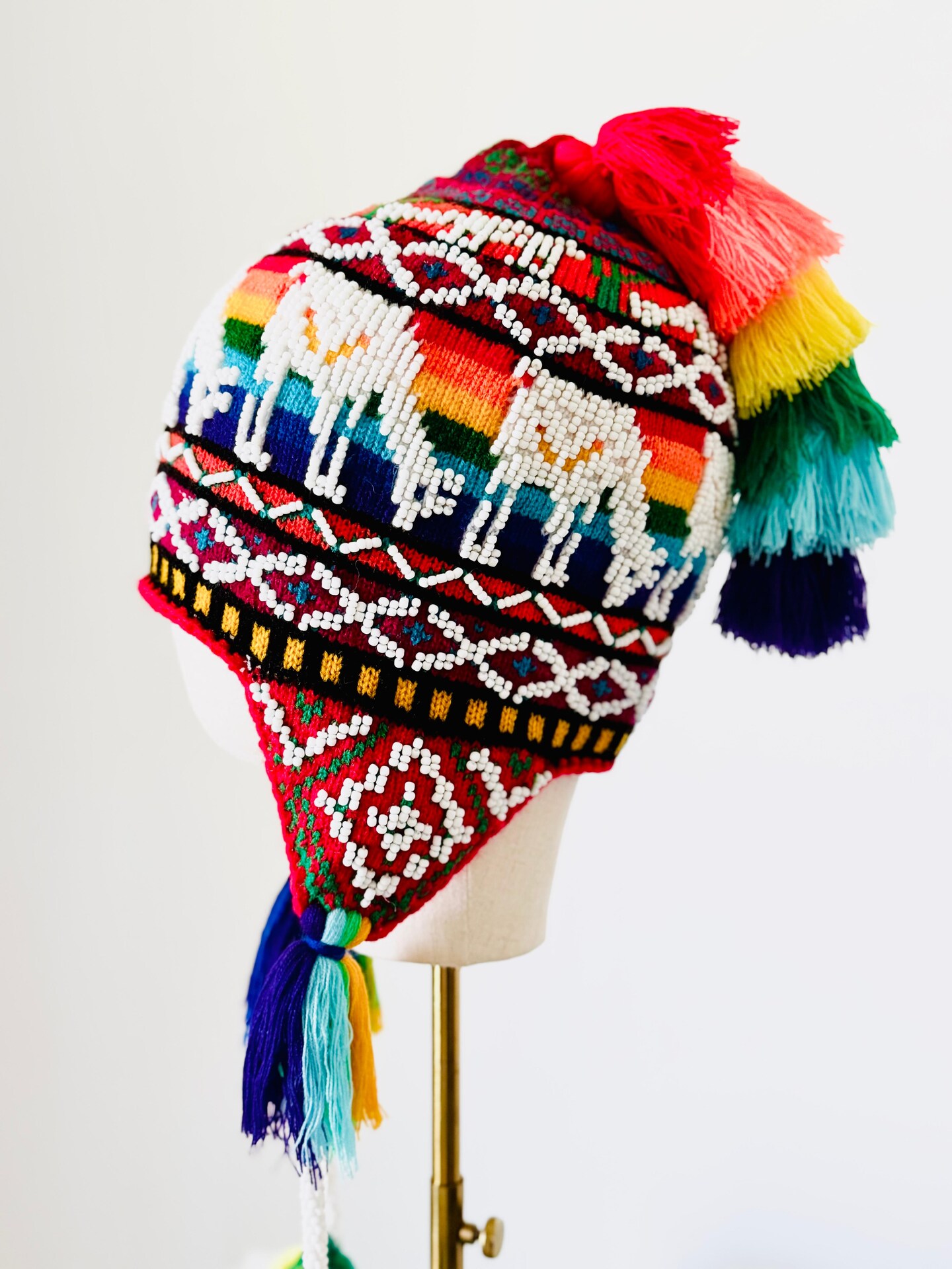 Genuine peruvian hat | Peruvian Chullo with beads Pom Pom | Colorful ...