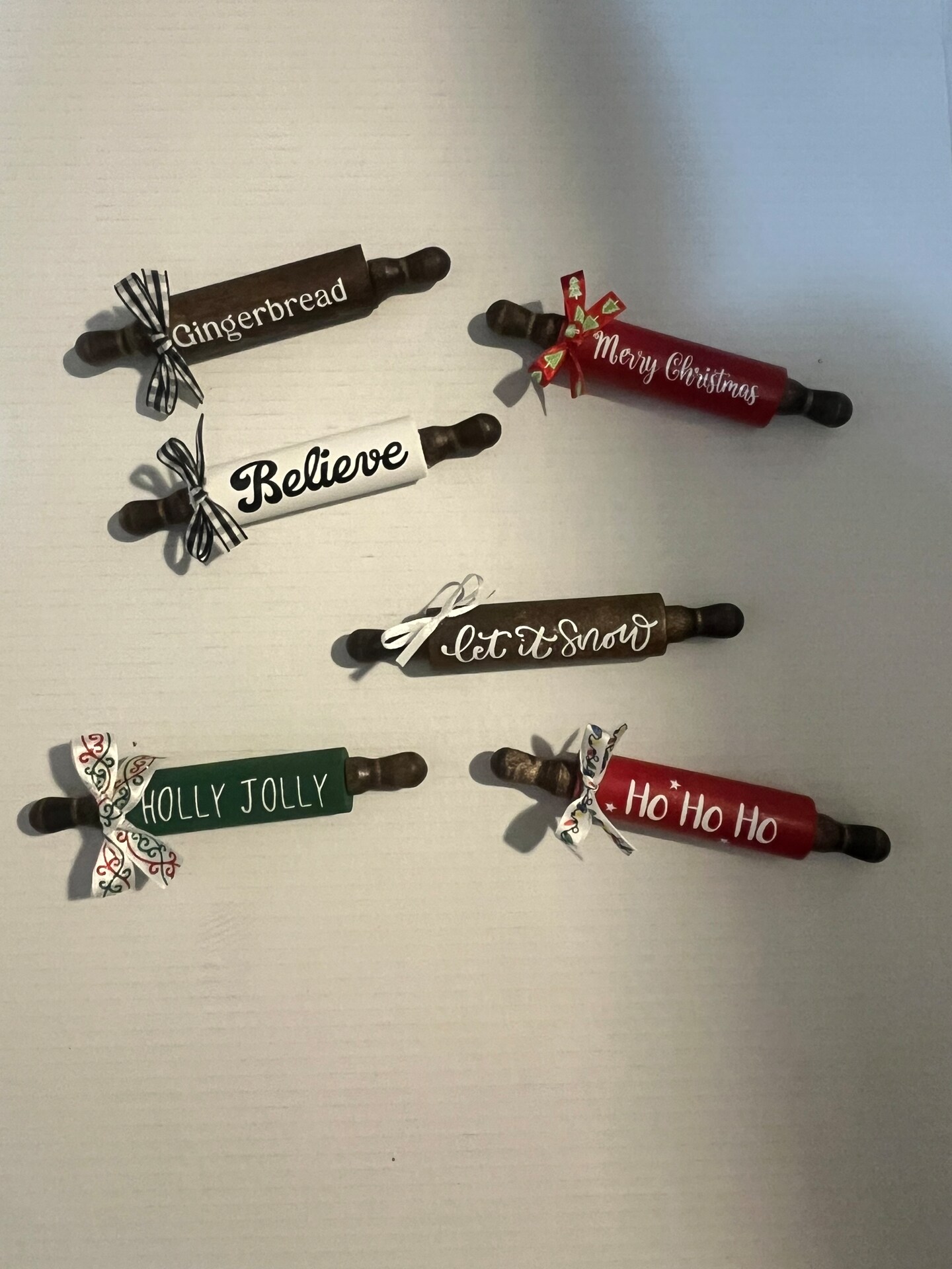 Holiday mini rolling pins | MakerPlace by Michaels