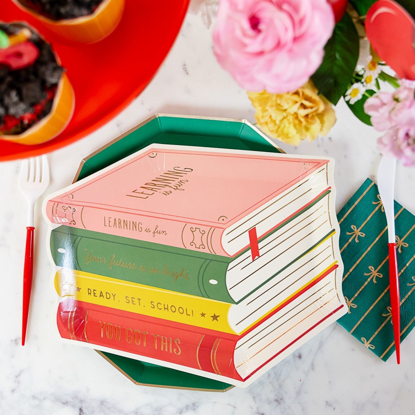 STACK OF BOOKS PAPER PLATES | Michaels