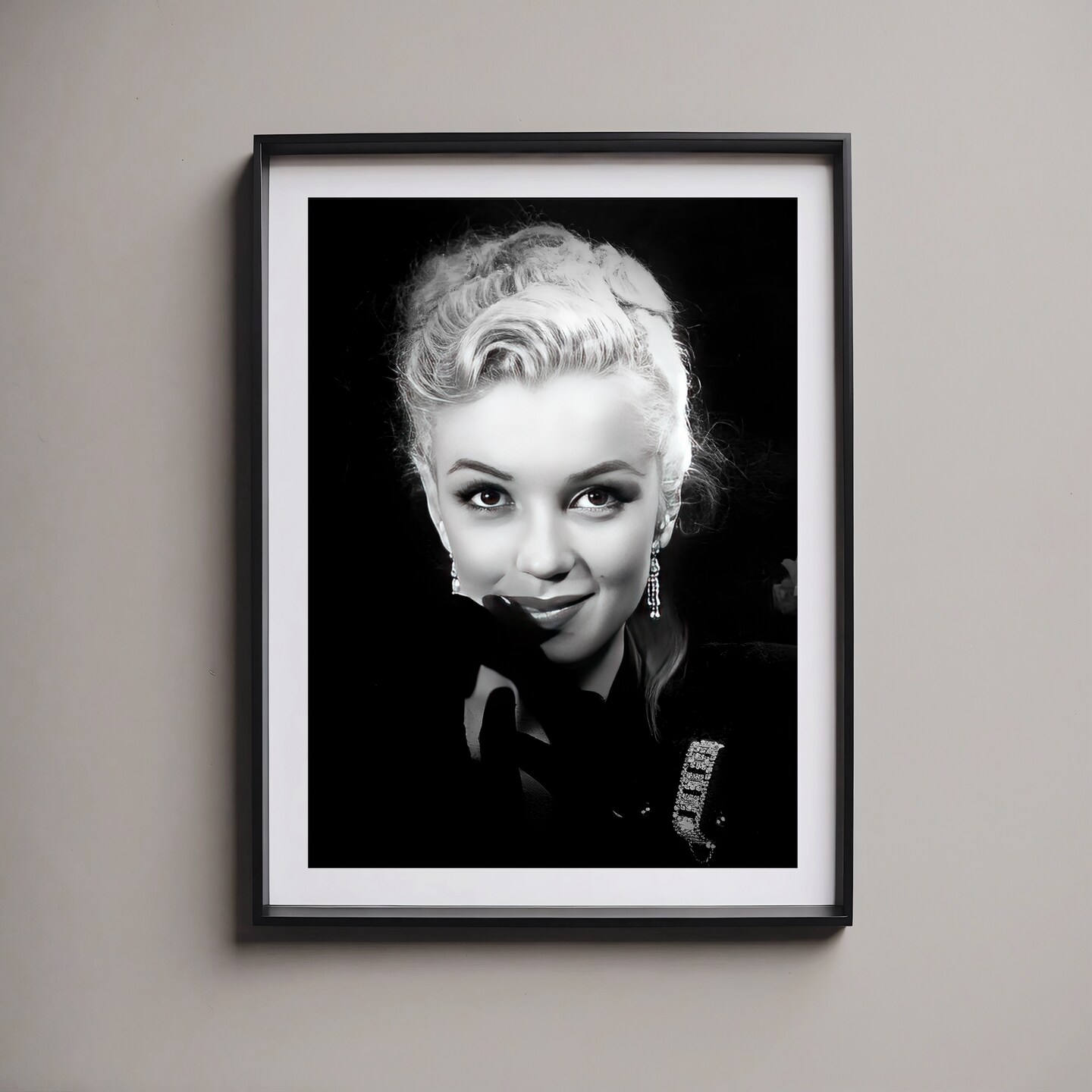 Marilyn Monroe publicity photo for 'The Asphalt Jungle' c. 1950, black ...