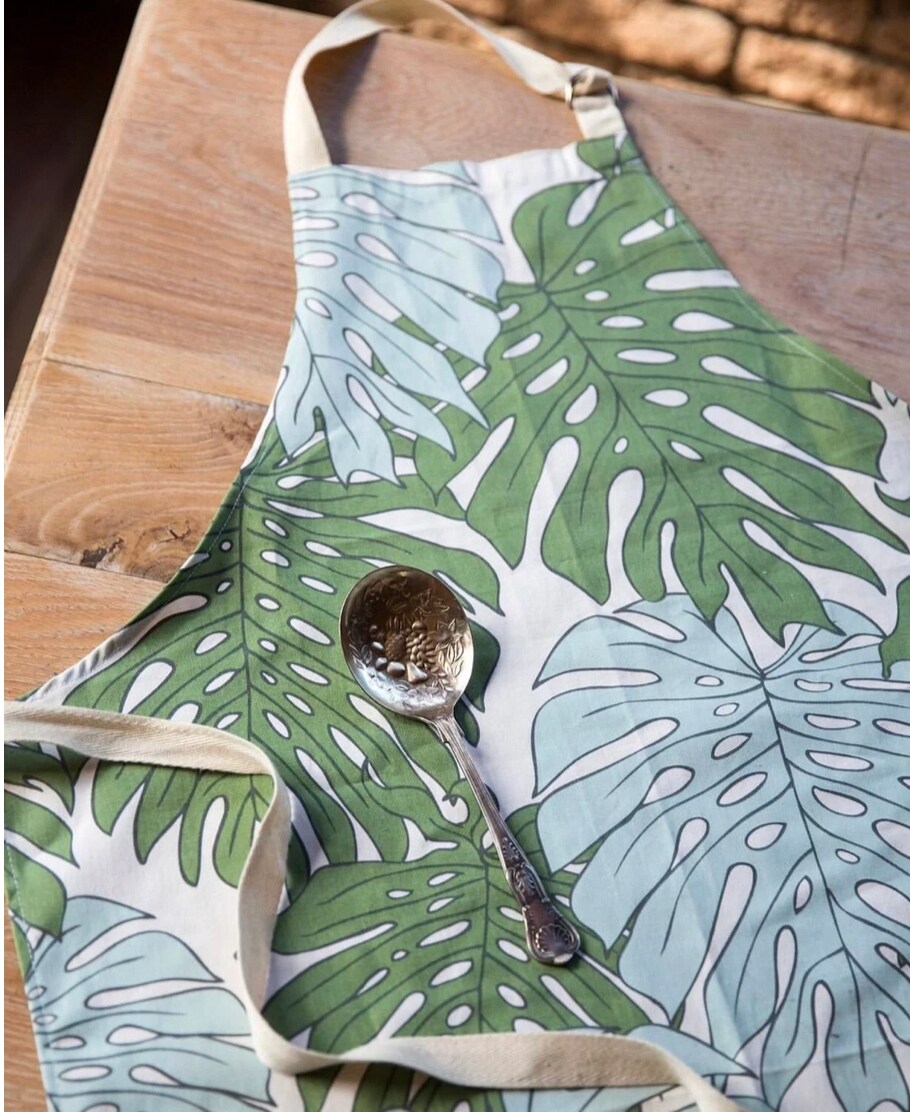 Monstera Leaf Apron | MakerPlace by Michaels