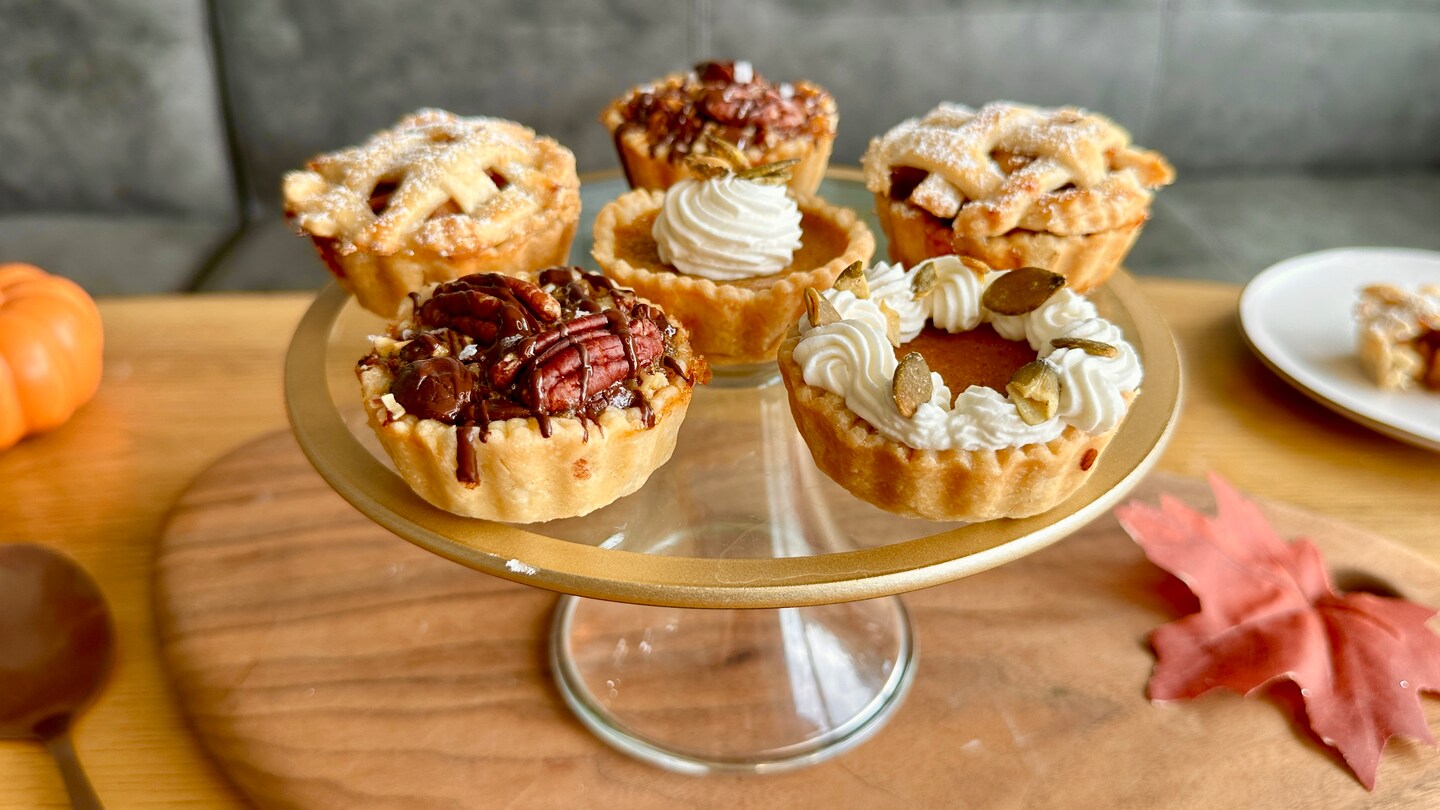 Mini Thanksgiving Pies, Big Flavor | Classes | Michaels