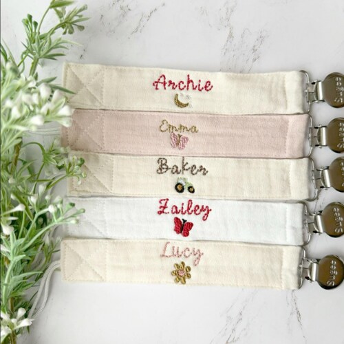 Personalized Pacifier Clip, Custom Newborn Pacifier Clip, Baby Shower ...