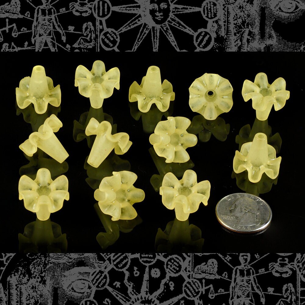 21mm x 16mm Frosted Yellow Ruffled Lily Resin Flower Caps - Set of ...