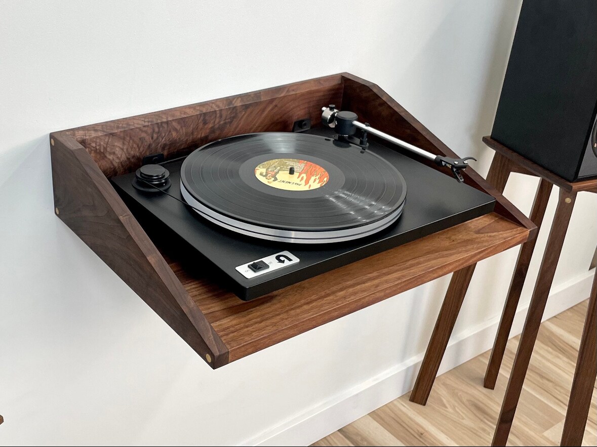 Floating Turntable Shelf | MakerPlace by Michaels
