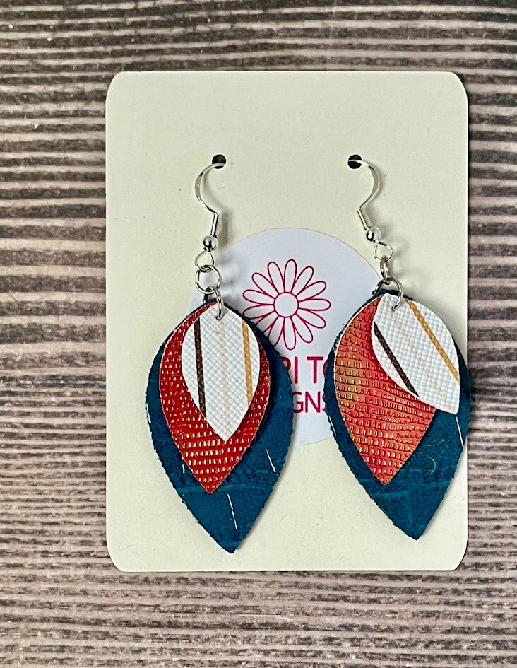 Small leather earrings store