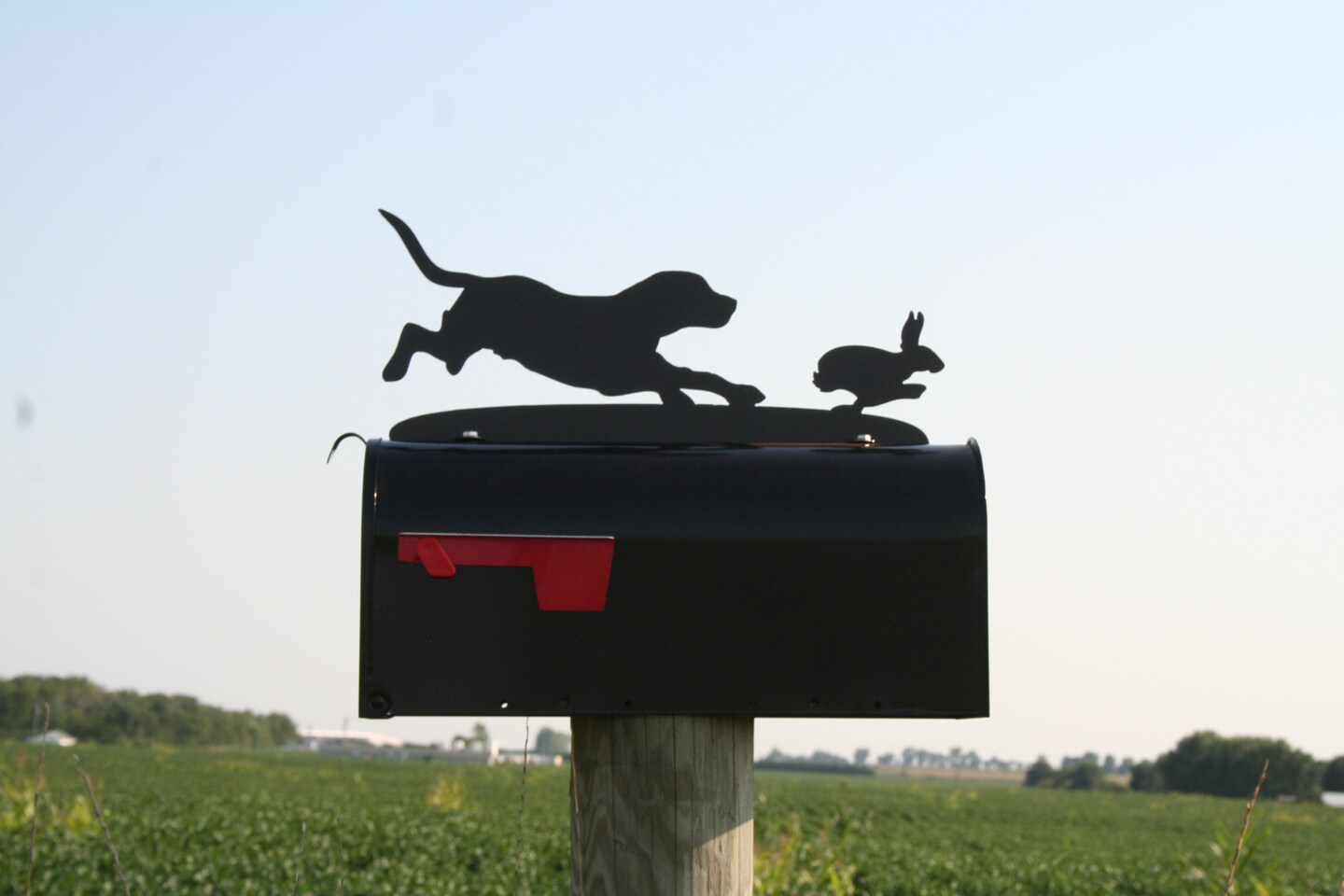 Beagle Hunting Dog Chasing Rabbit Metal Mailbox Topper 7.5 Inches Tall ...