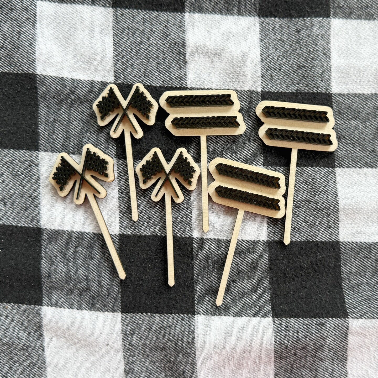 Racing Theme Cupcake Toppers - Pack of 10 Cupcake Toppers Made of ...