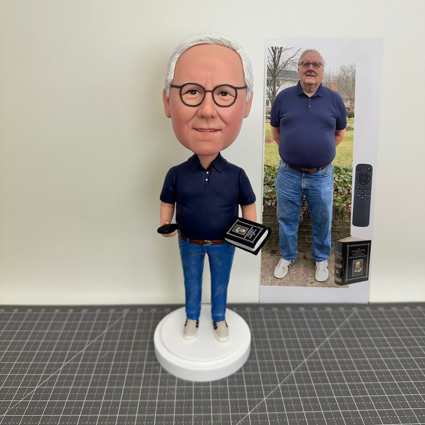 Custom Teacher Bobbleheads, Custom Professor Bobblehead, Custom Pastor ...