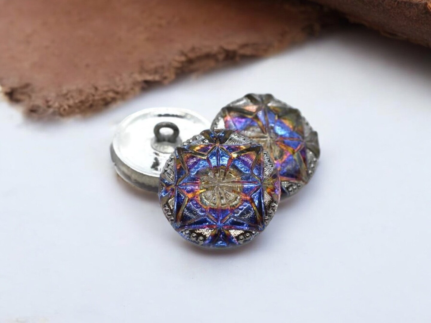 18mm Gem Button Volcano with Silver Accents - Czech Glass Buttons ...