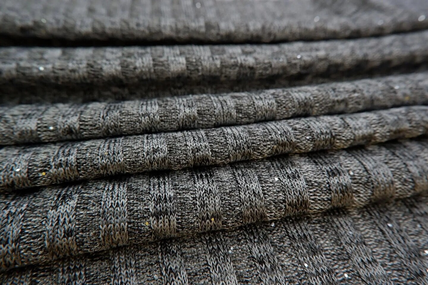 1 Yard Glitter Rib Knit Fabric, 58/60″ Wide Polyester Spandex Blend ...