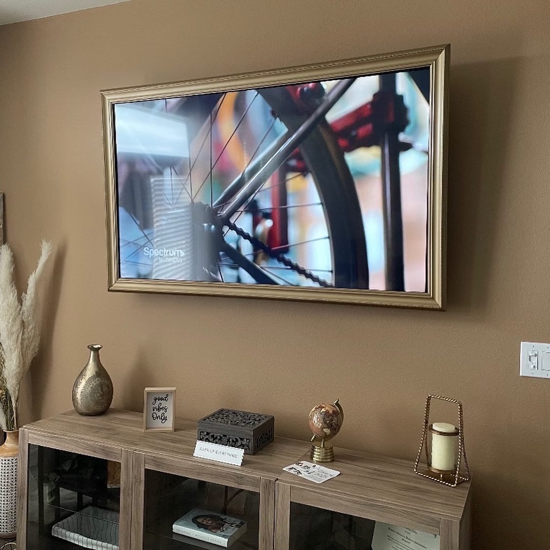 Handcrafted HD Flat Frame For Televisions, Decorative TV Frames, Made To Order Flat Screen TV ...