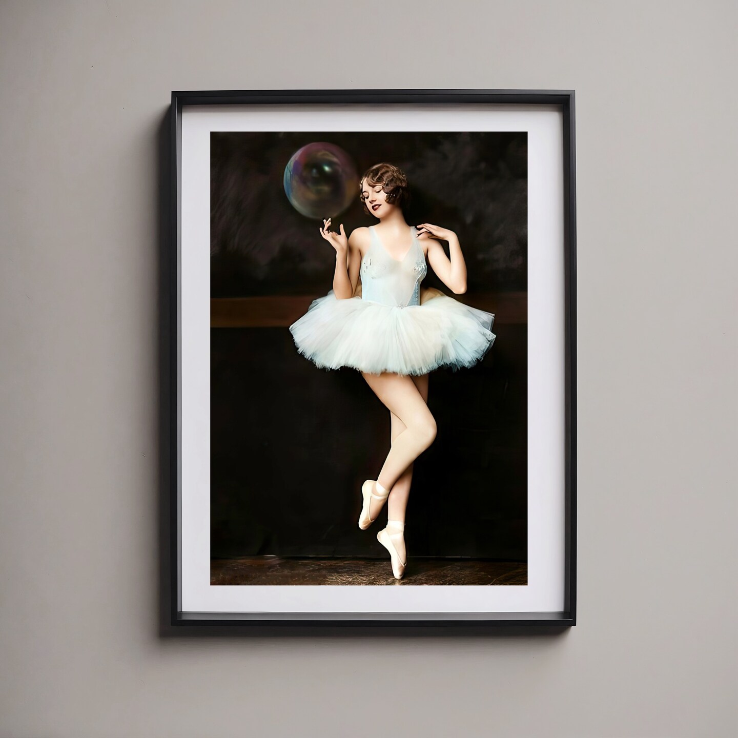 Ziegfeld Follies showgirl Helen Hayes c. 1927, color, multiple sizes ...