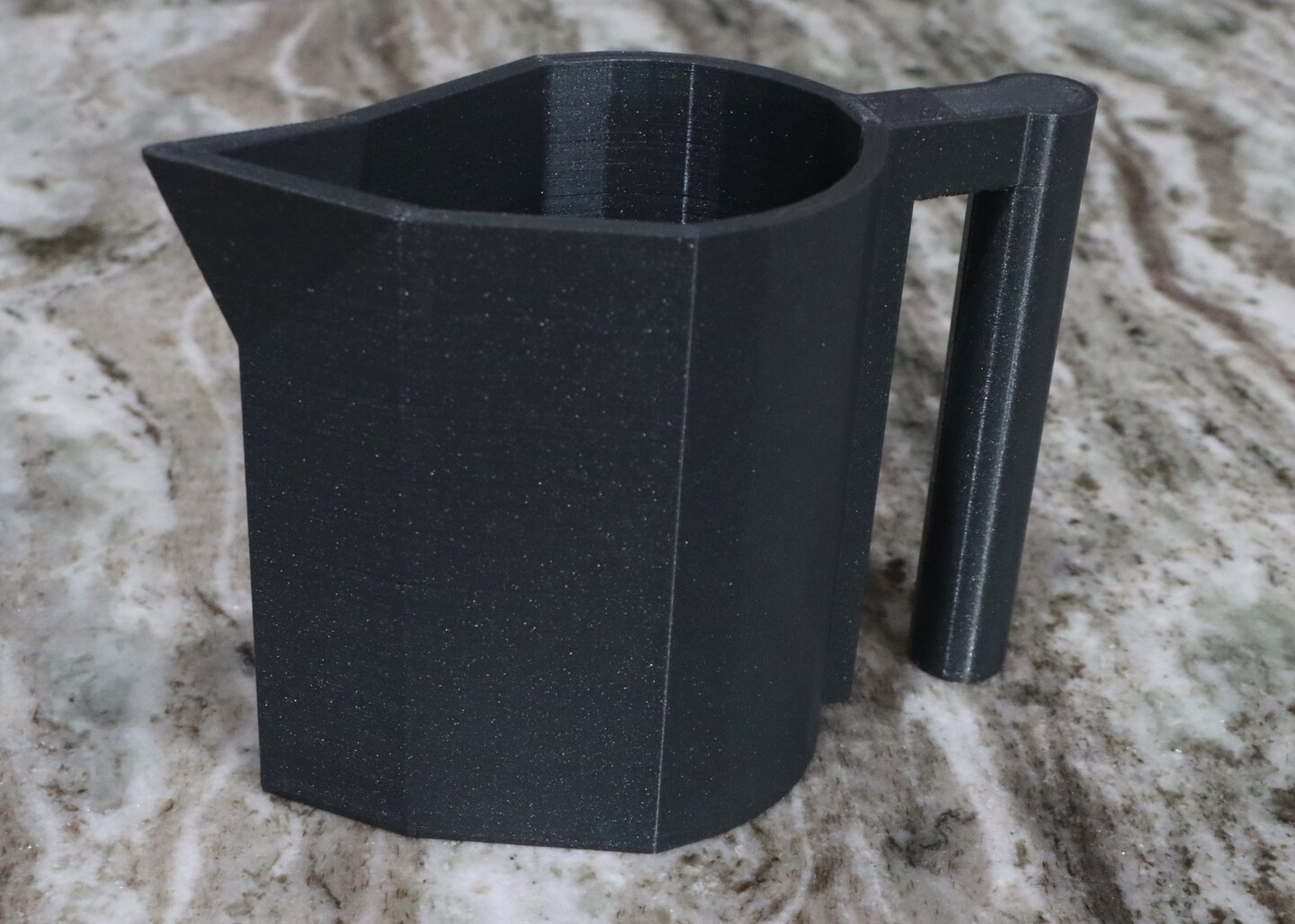 22oz. Spouted Cup with Handle - The Original No Drip Spouted Split Cup ...