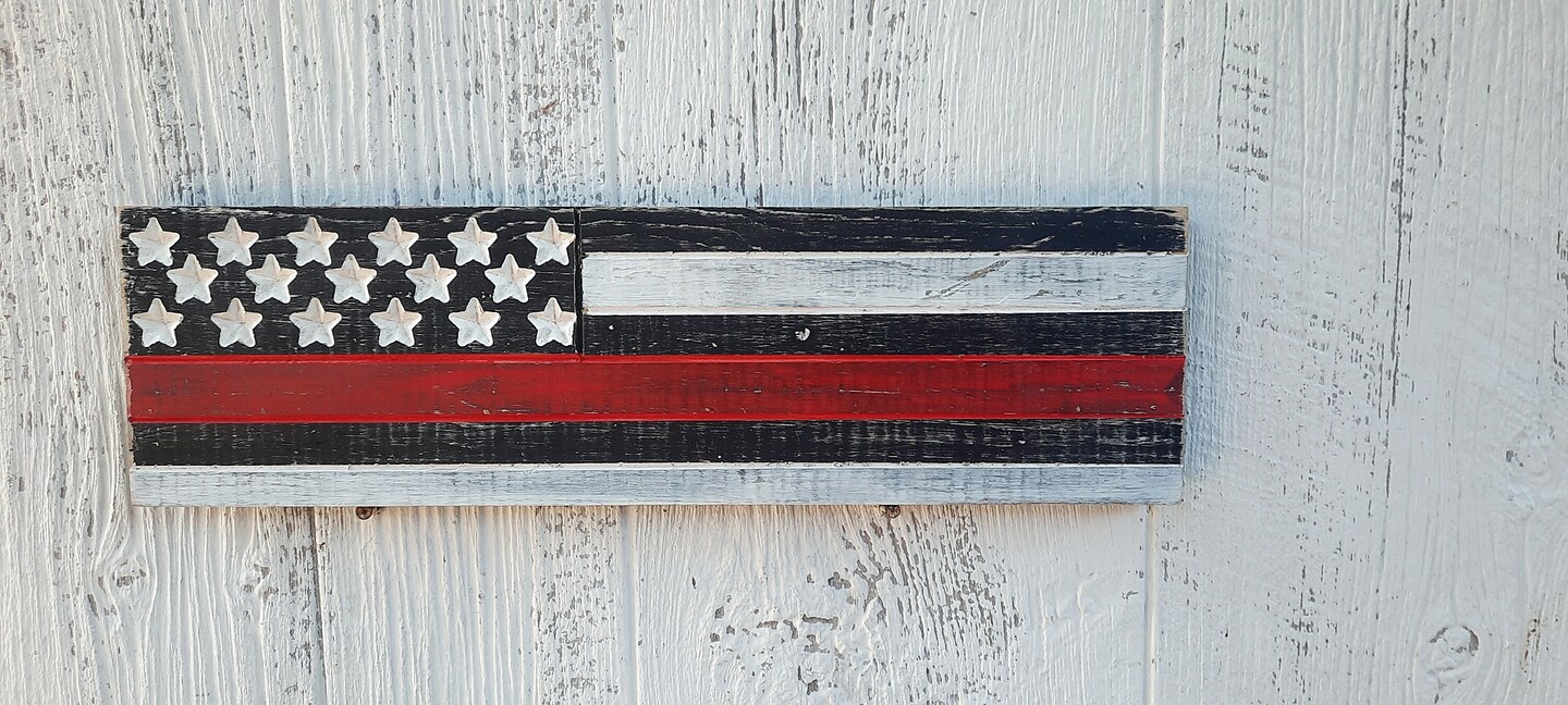 Rustic Fireman Red Line Flag, Patriotic Fireman Flag, Wooden American ...