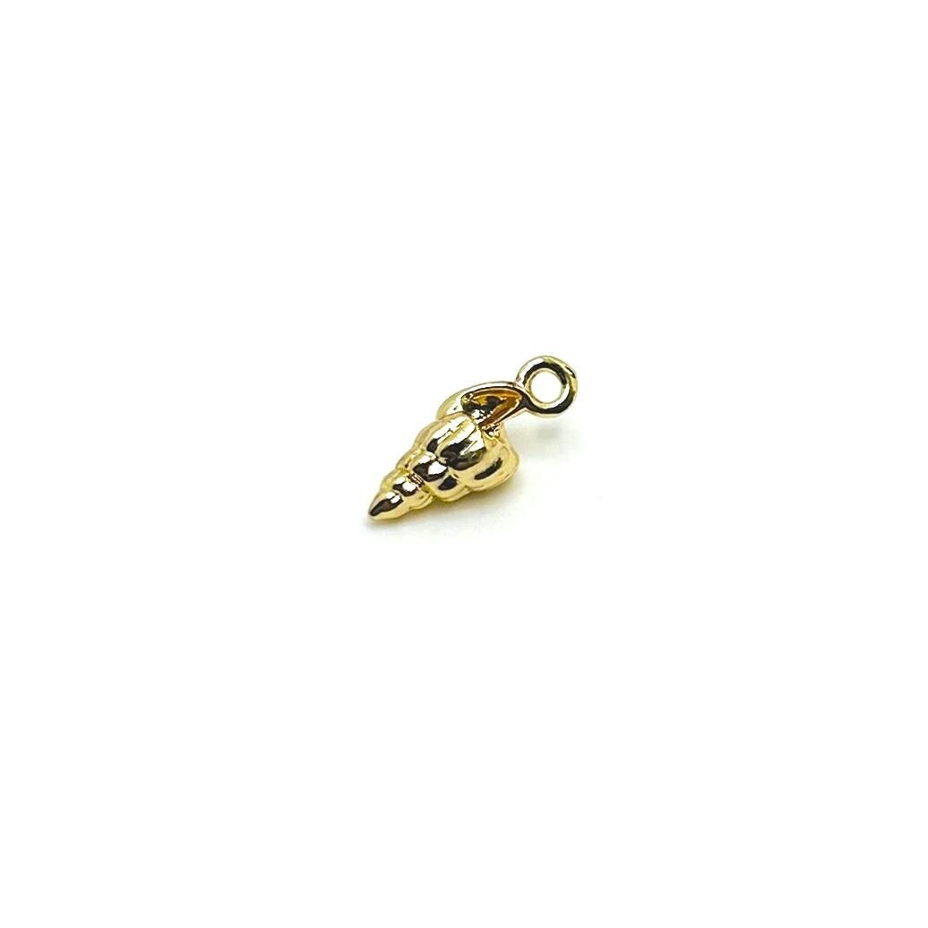18k Gold Conch Shell Charm, 12x5 mm | Michaels