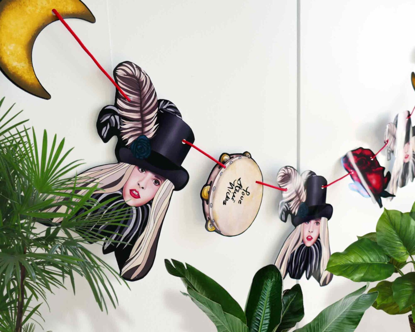 Garland-banner Rock Goddess Iconic bohemian singer-inspired ...