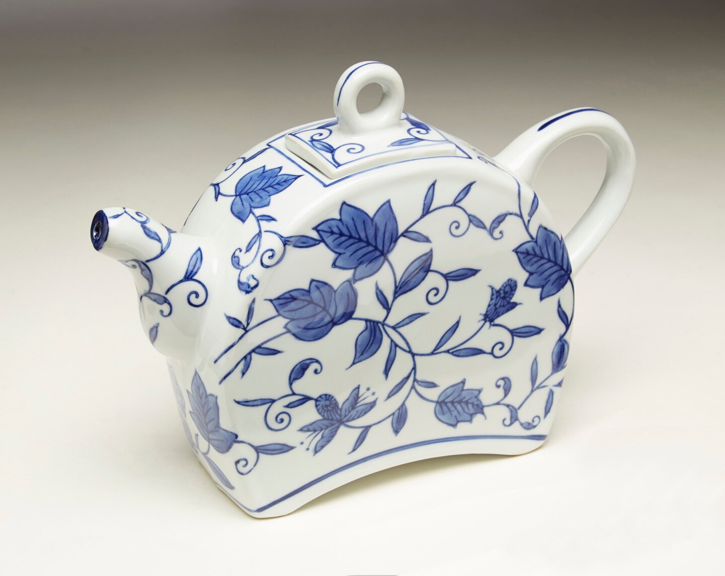 AA Importing 59786 Blue And White Teapot | Michaels