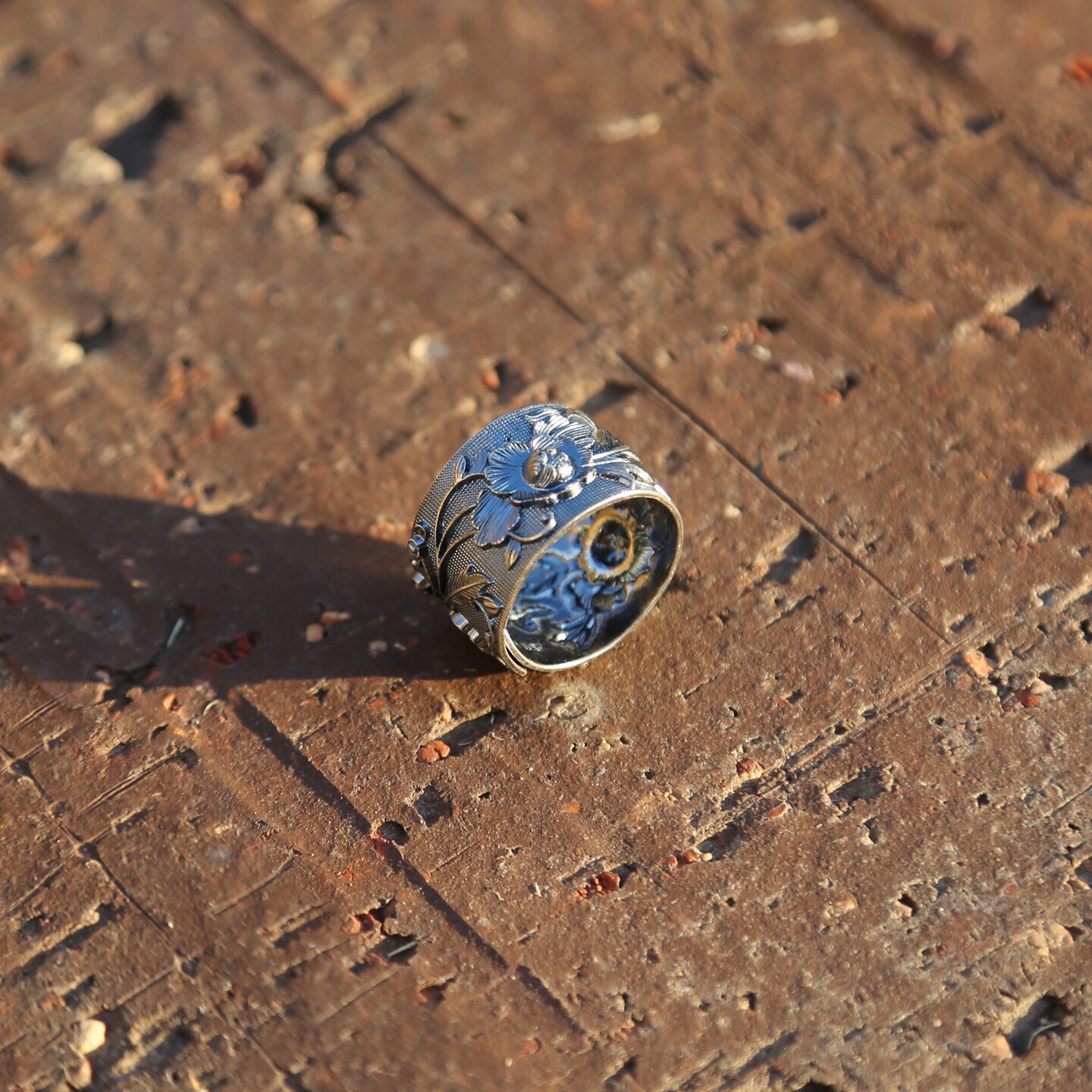 Vintage style silver rings store