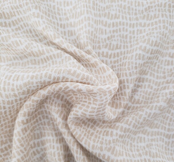 1 Yard Stylish Beige Rayon Crinkle Crepon Apparel Fabric 50 Inch Width ...