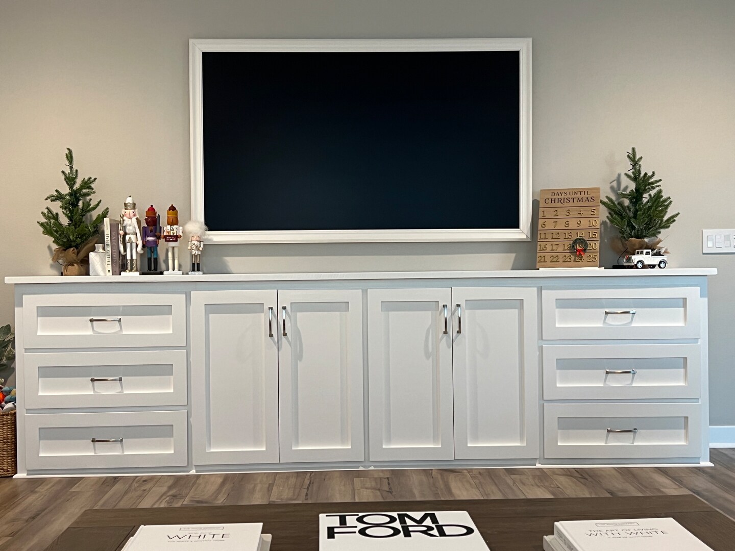 HD Flat-Frame by DeepBlueDecor - Ornate for any TV, Make or Model ...