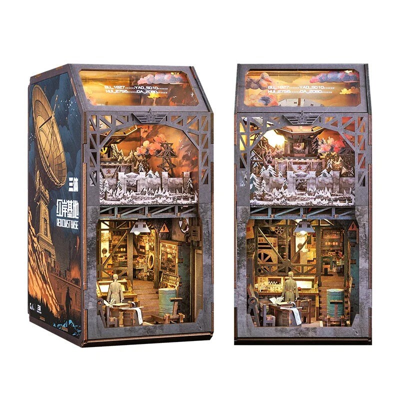 Book Nook Wizardi Miniature - Red Coast Base Roombox Kit | Michaels