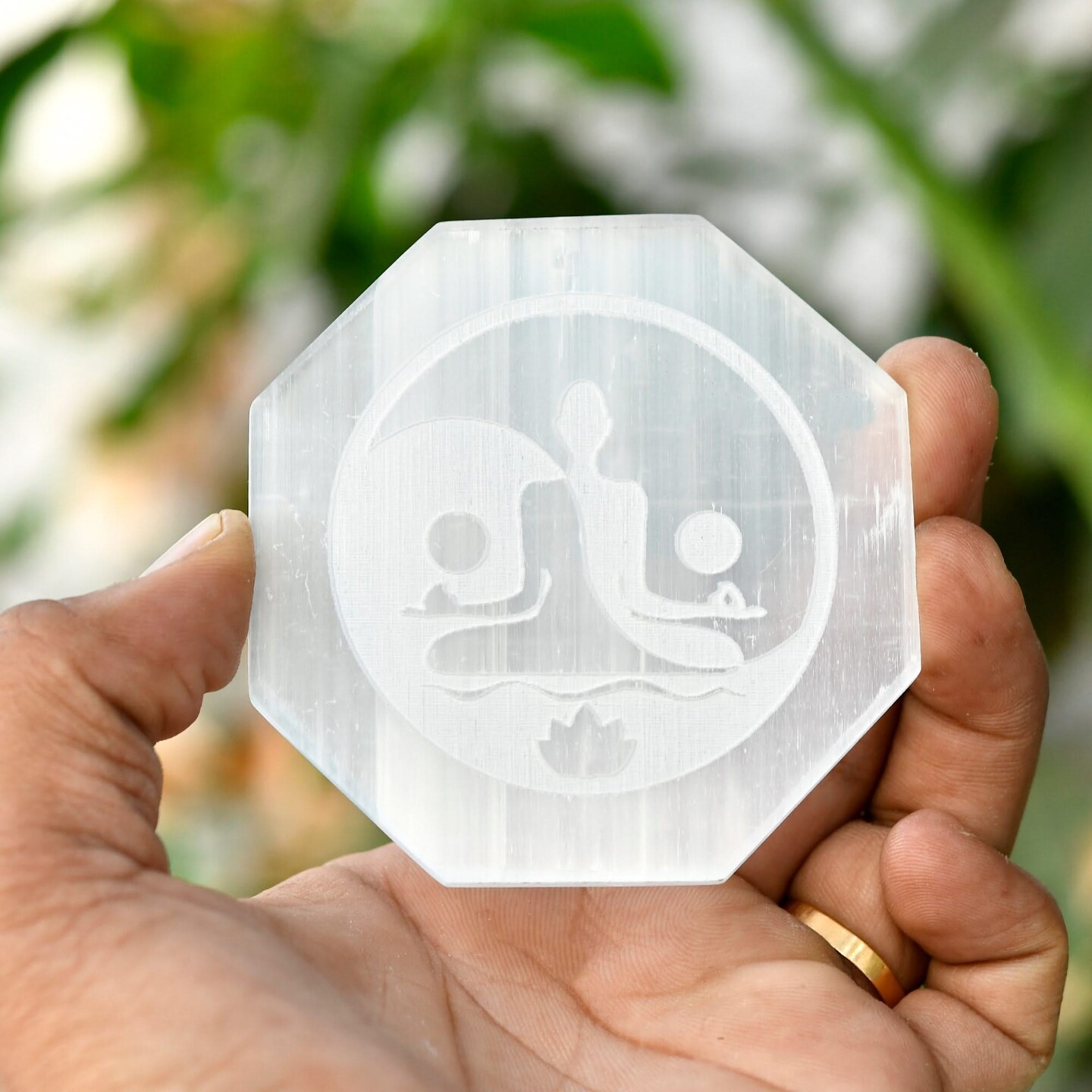 Selenite Charging Plate for Crystals and Healing Stones Engraves Flower ...