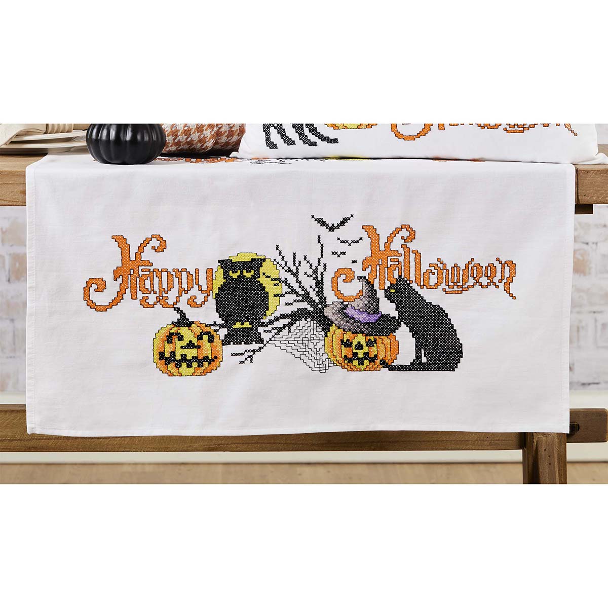 Herrschners Happy Halloween Table Topper Ii Stamped Cross Stitch Kit