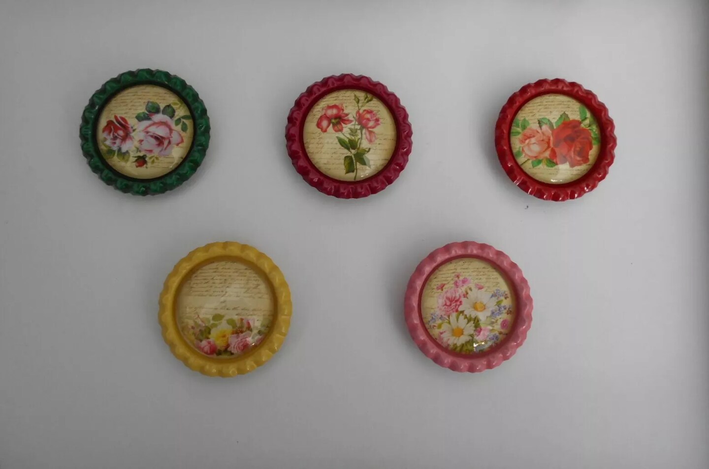 Glass Bottle Cap Refrigerator Magnets with Script and Floral Images ...