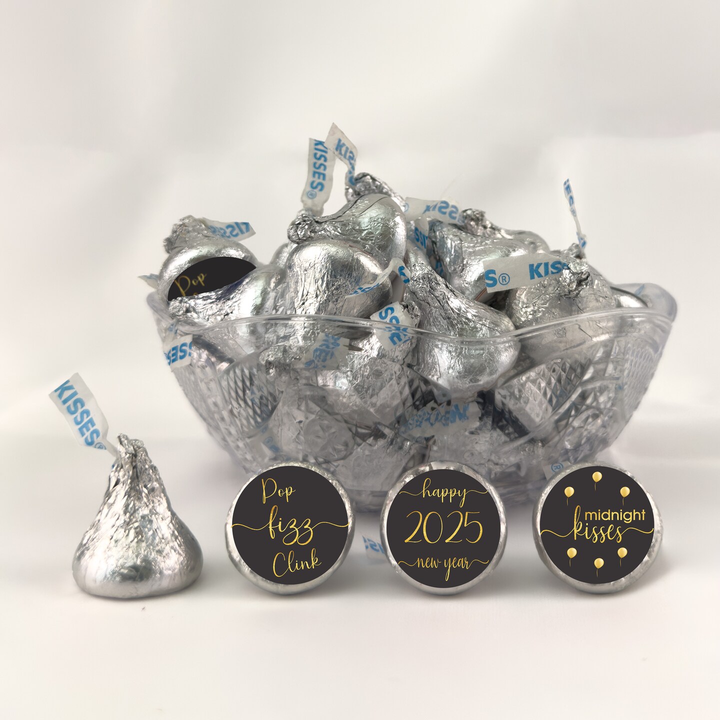 New Year Kiss Stickers for Party Favors and Decor (Set of 108) (KH54 ...