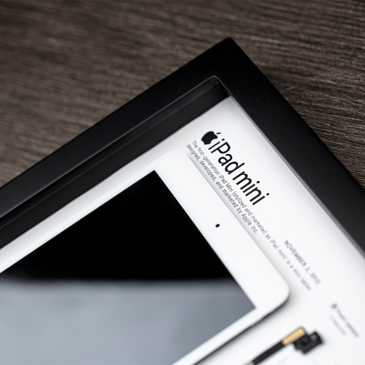 Frame iPad Mini 1st Gen, Must-Have for Apple Fans - iPad Artwork,Create Unique Apple Decor Style ...